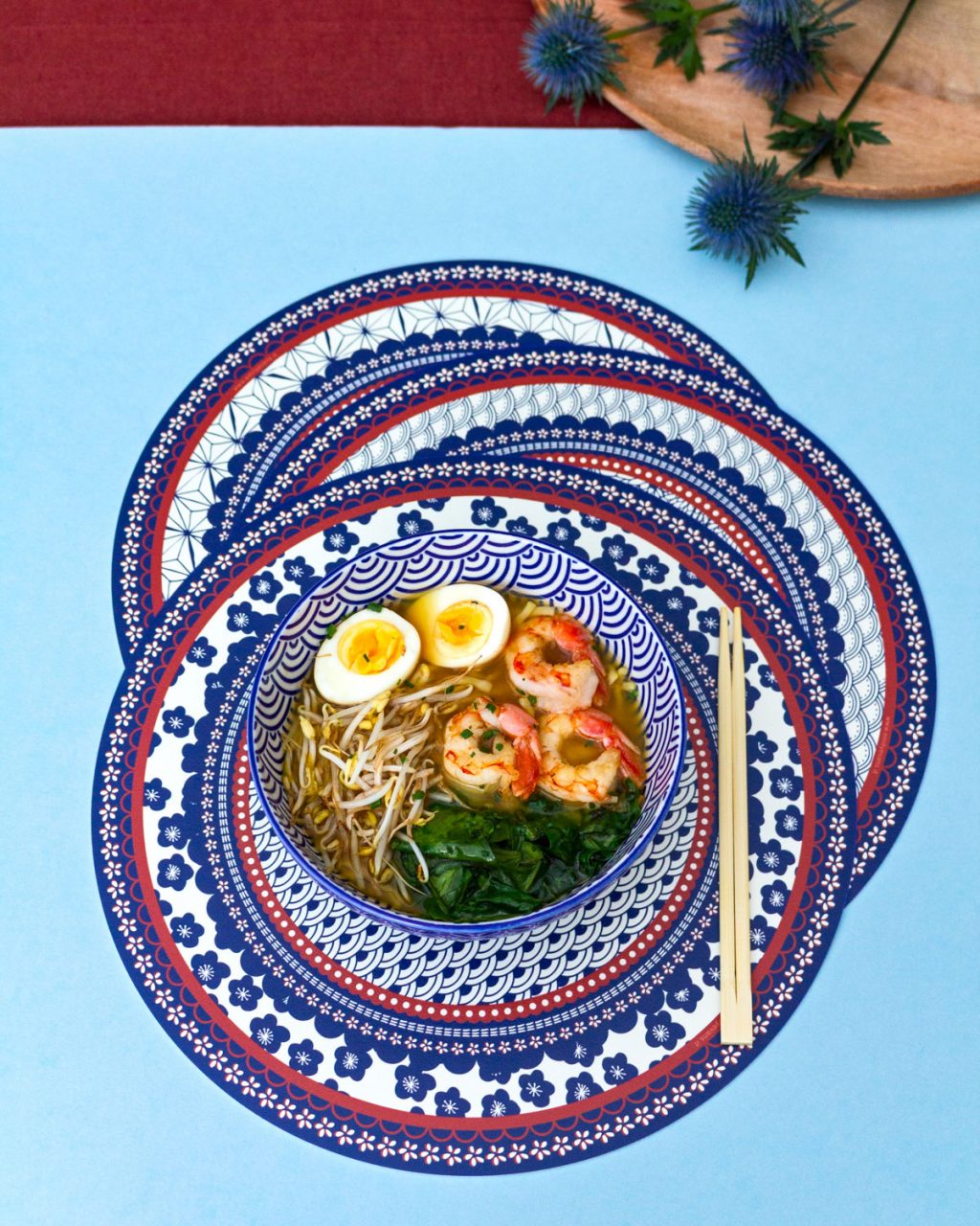 Tovaglietta giapponese blu e bianca in pvc - Emily Evans